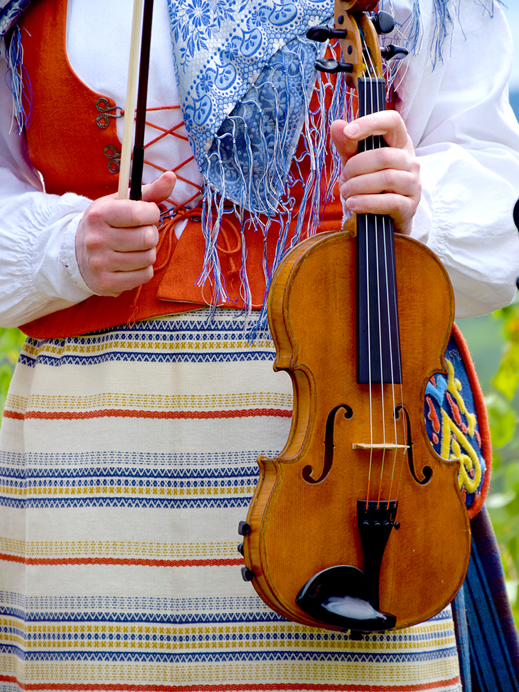 Midtsommer Sverige foto mari bareksten 13 | Magasinet Reiselyst
